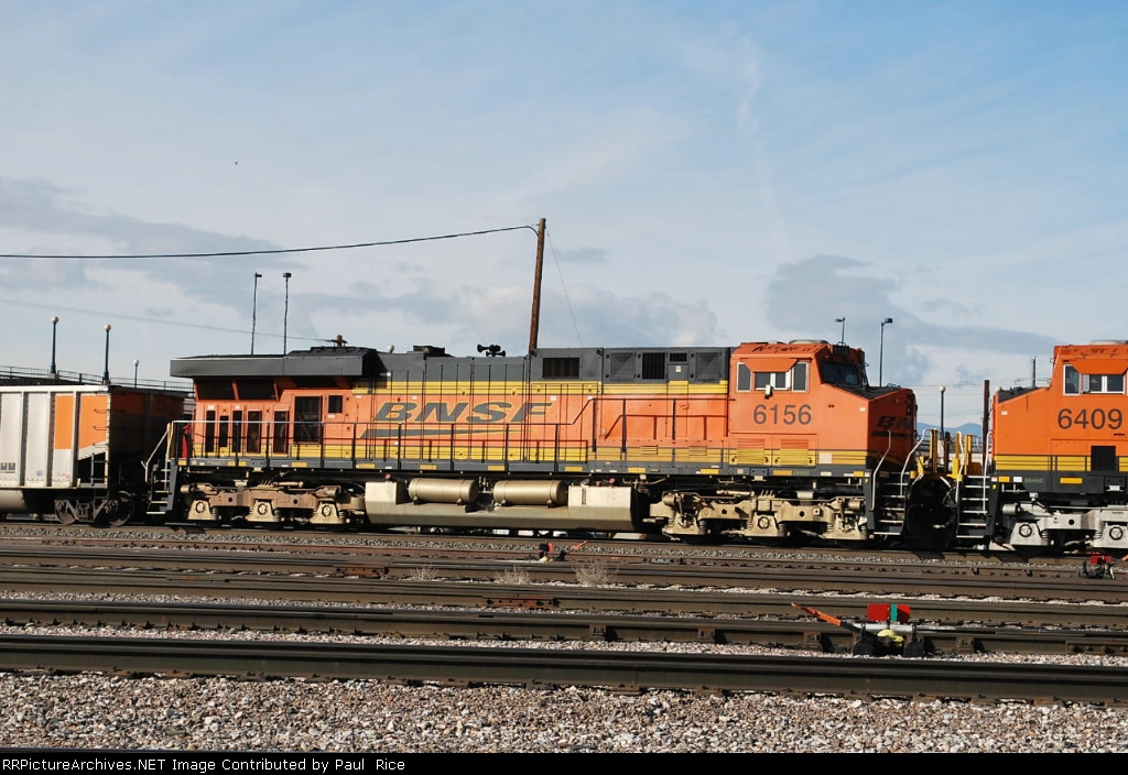 BNSF 6156